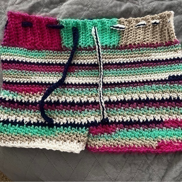 Hand Crafted | Bottoms | New Handmade Girls Medium Crochet Shorts ...